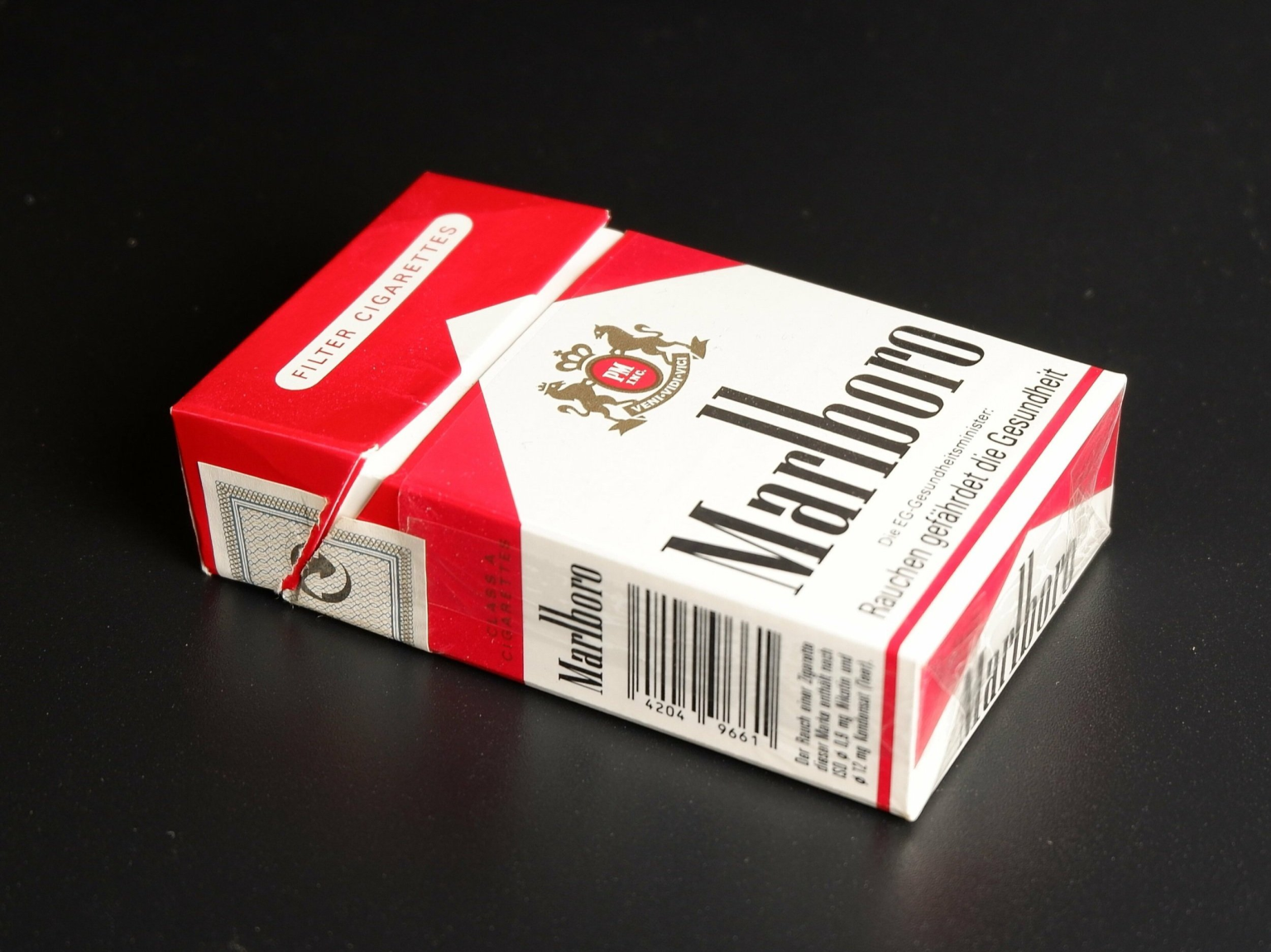 How Marlboro Packaging Design Varies Globally